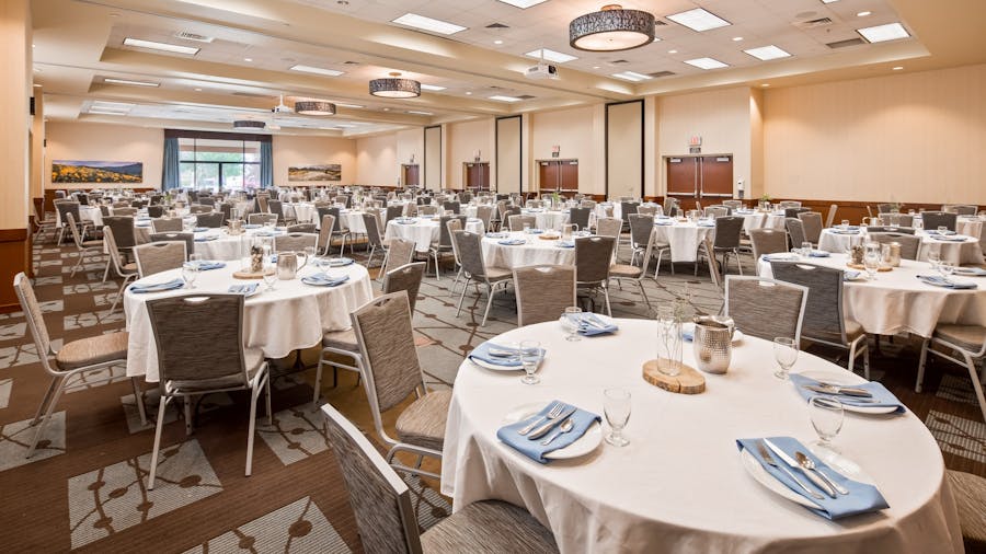 Best Western Plus GranTree Inn