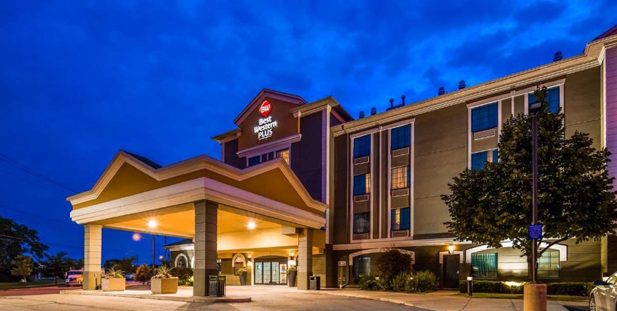 Best Western Plus Executive Inn